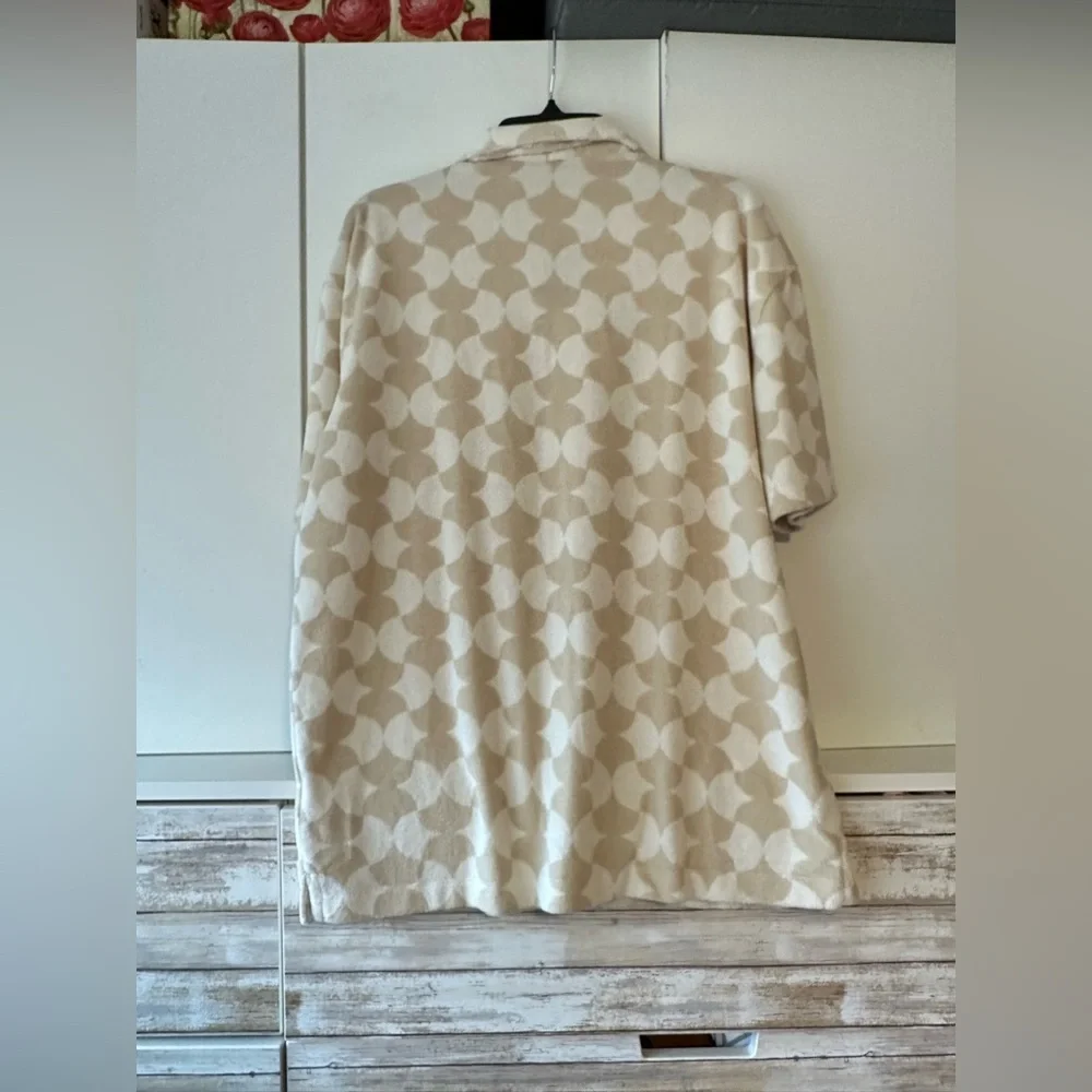 Express | Shirts | Express Camp Collar Resort Shirt Beige Geometric ...